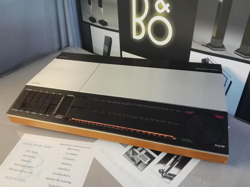 BEOMASTER 2200 TUNER/AMPLIFIER - Quality Dream Audio